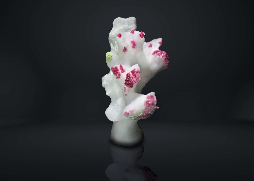 Spinel/Pargasite on Marble – P&L Art and Crystals